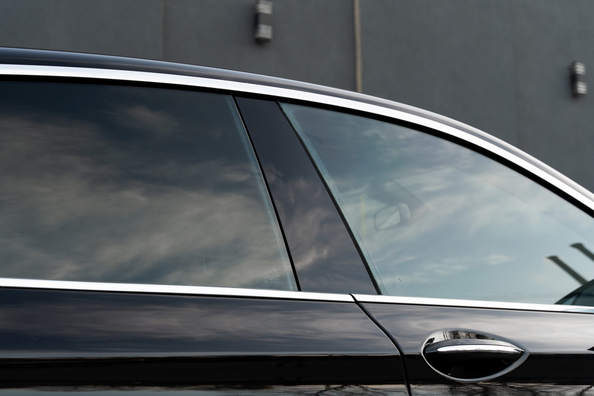 Insulfilm permitido: regras que você deve seguir no seu carro